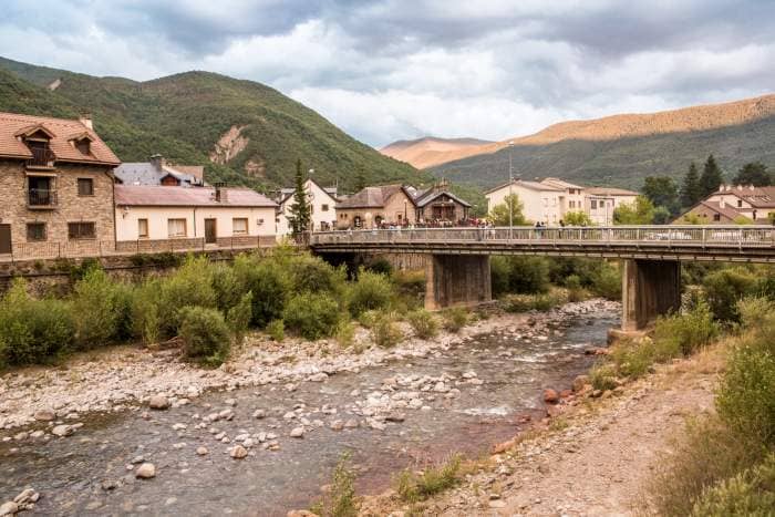 Découvrez la magie de Biescas | Au sud des Pyrénées 2025